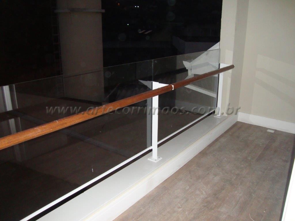 Guarda Corpo de Vidro - Arte Corrimãos e Escadas