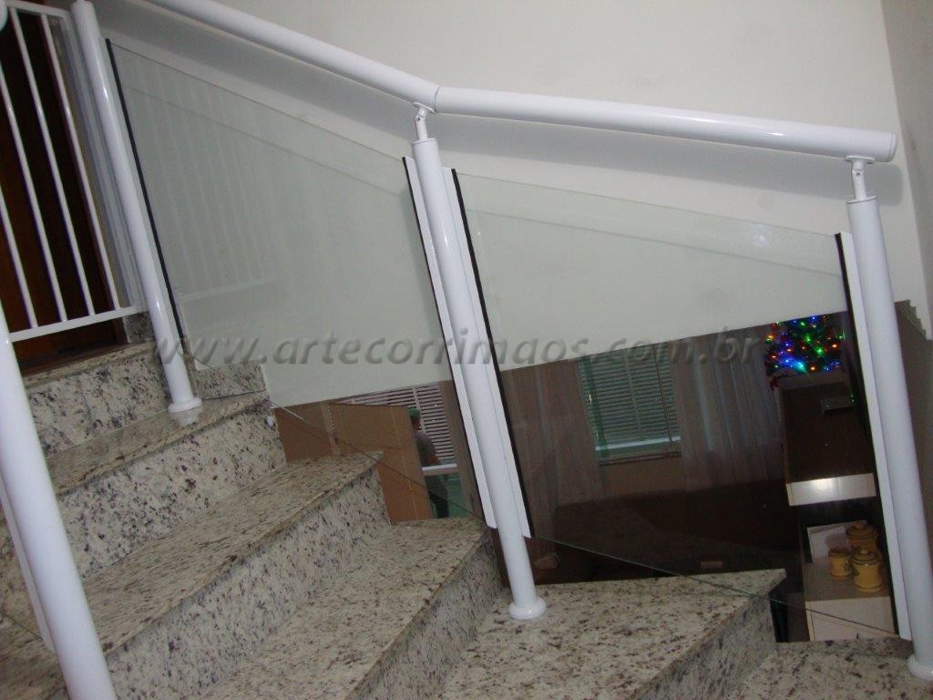 Guarda corpo de aluminio branco escada, sacada e varanda