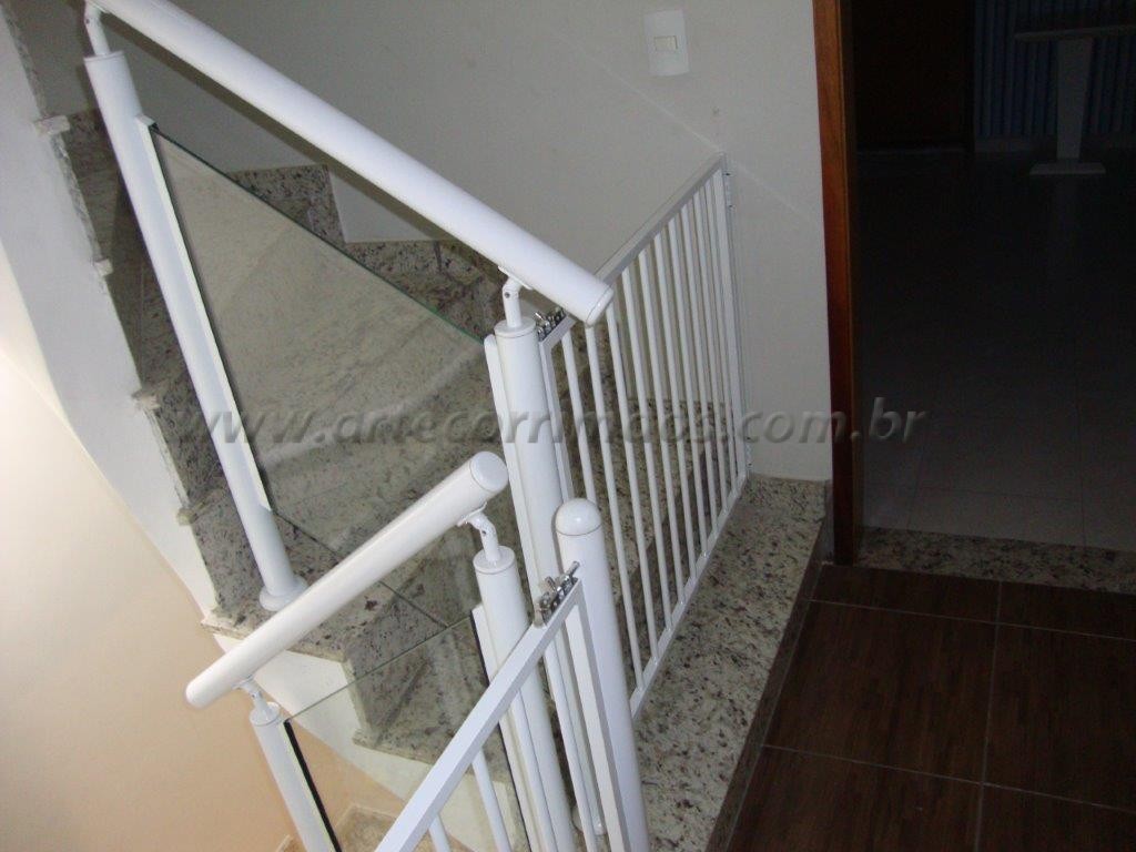 Guarda corpo de aluminio branco escada, sacada e varanda