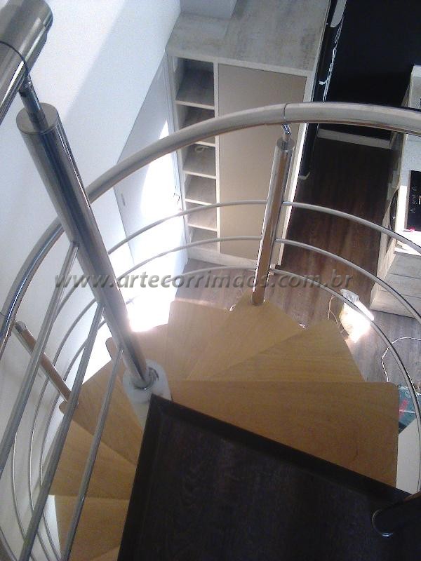 Escada Curva - Arte Corrimãos e Escadas