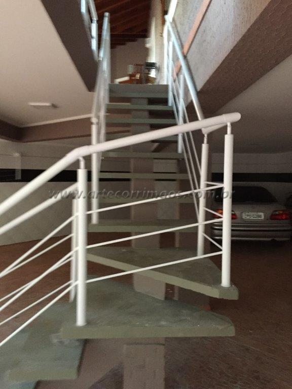Guarda corpo de aluminio branco escada, sacada e varanda